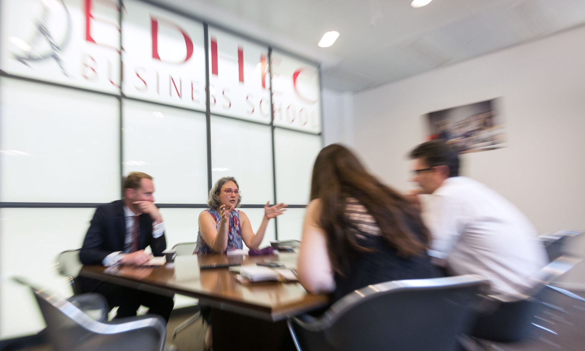 What are benefits and examples of action learning? | EDHEC BUSINESS SCHOOL