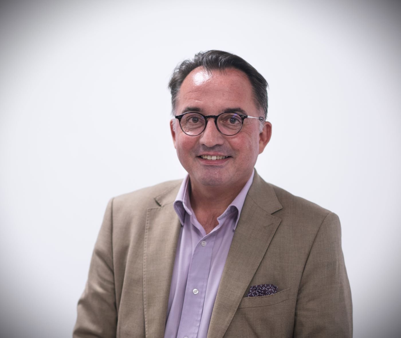 De l'EDHEC à la tête d'une filiale : le parcours inspirant de Bertrand ...