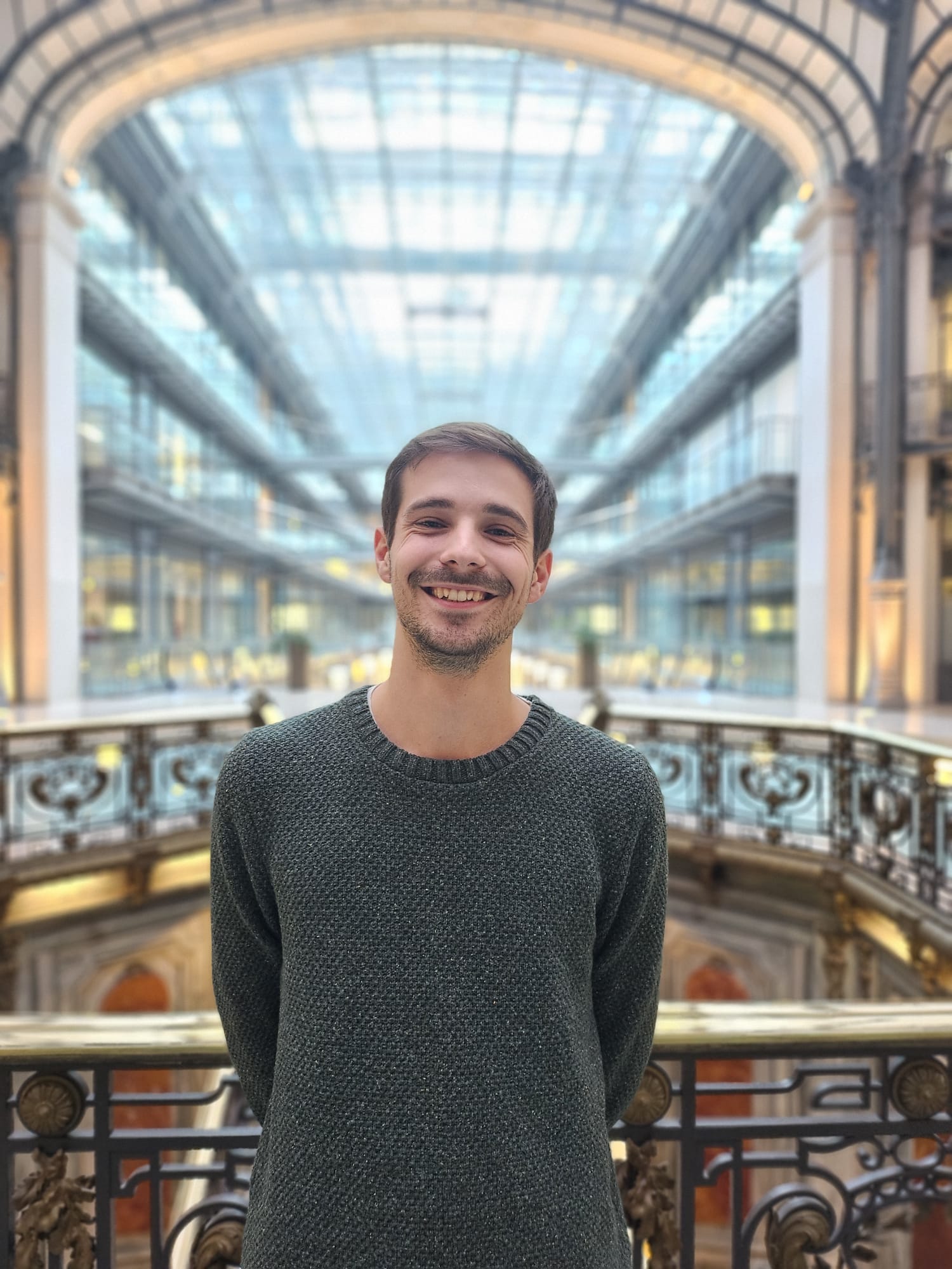 Le parcours Apprentissage à l'EDHEC : Le témoignage inspirant de Romain ...