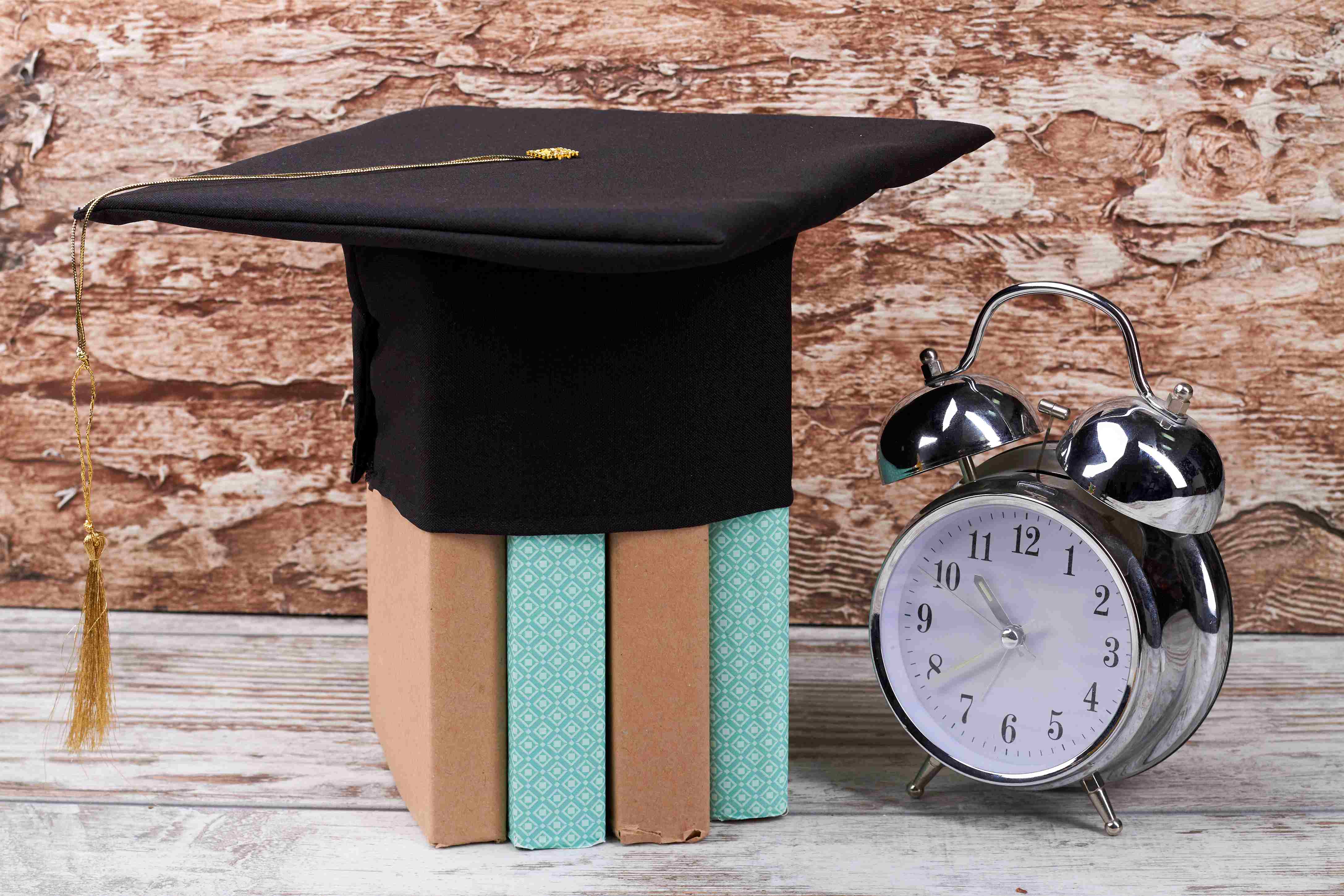 How long is a master's degree? Duration, types, and key factors ...